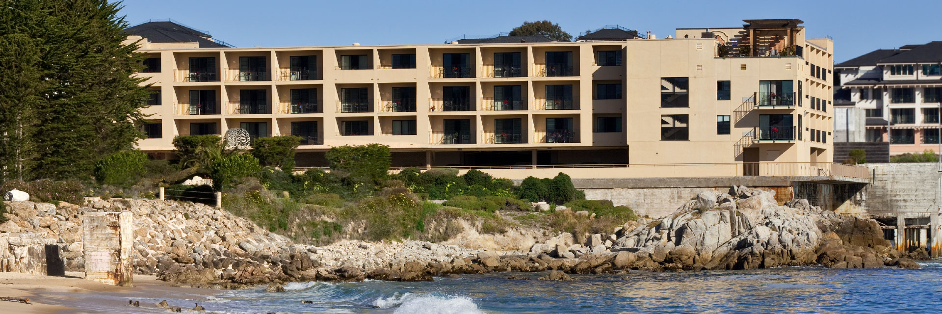 Monterey Historic Hotel On cannery Row - Monterey Bay Inn